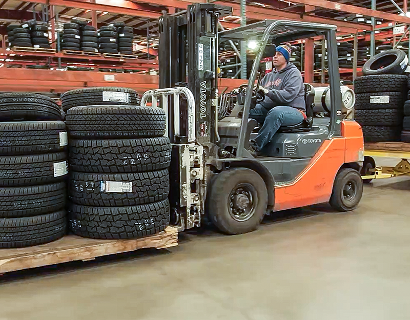 Jobs and Careers – Les Schwab Tires