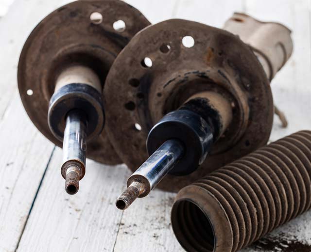 Should I Replace My Shocks and Struts? - Les Schwab