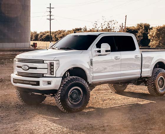 Truck Lifts & Leveling Kits | Les Schwab