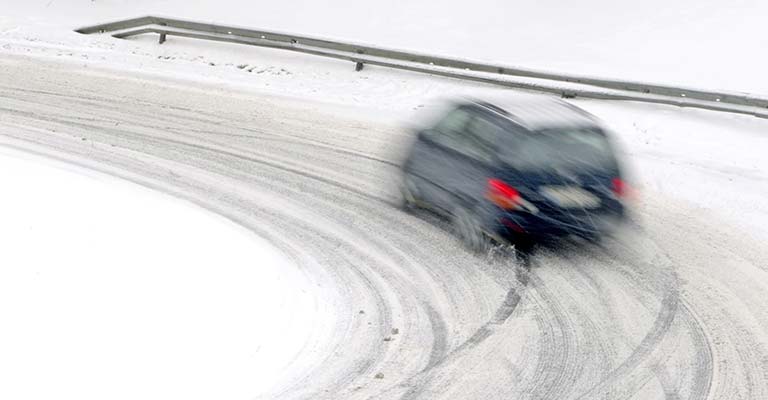 Winter Driving Tips: How to Drive in Snow - Les Schwab