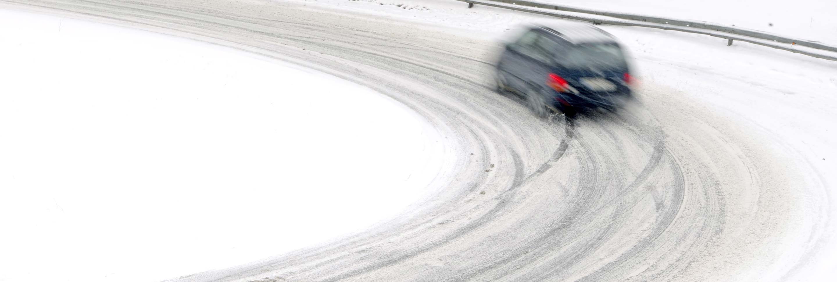 Winter Driving Tips: How to Drive in Snow - Les Schwab