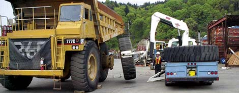 Commercial Truck & Industrial Tire Services - Les Schwab